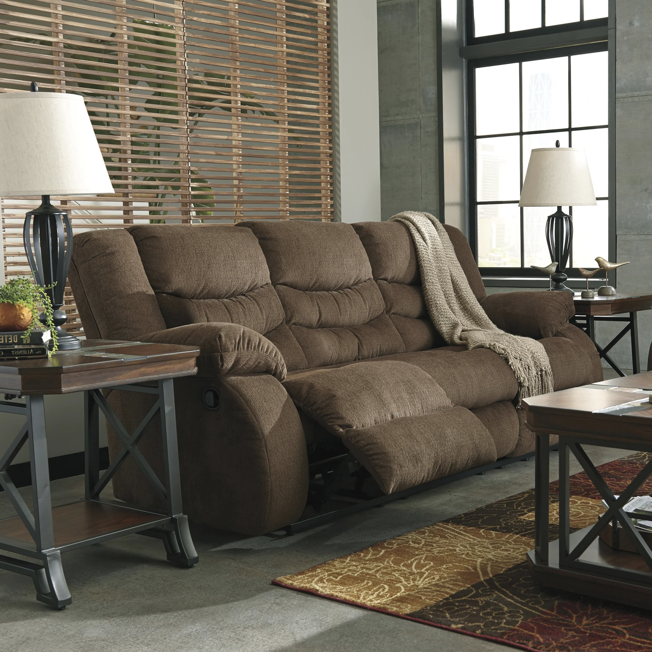 Tulen 3 Seater Recliner Chocolate United Furniture